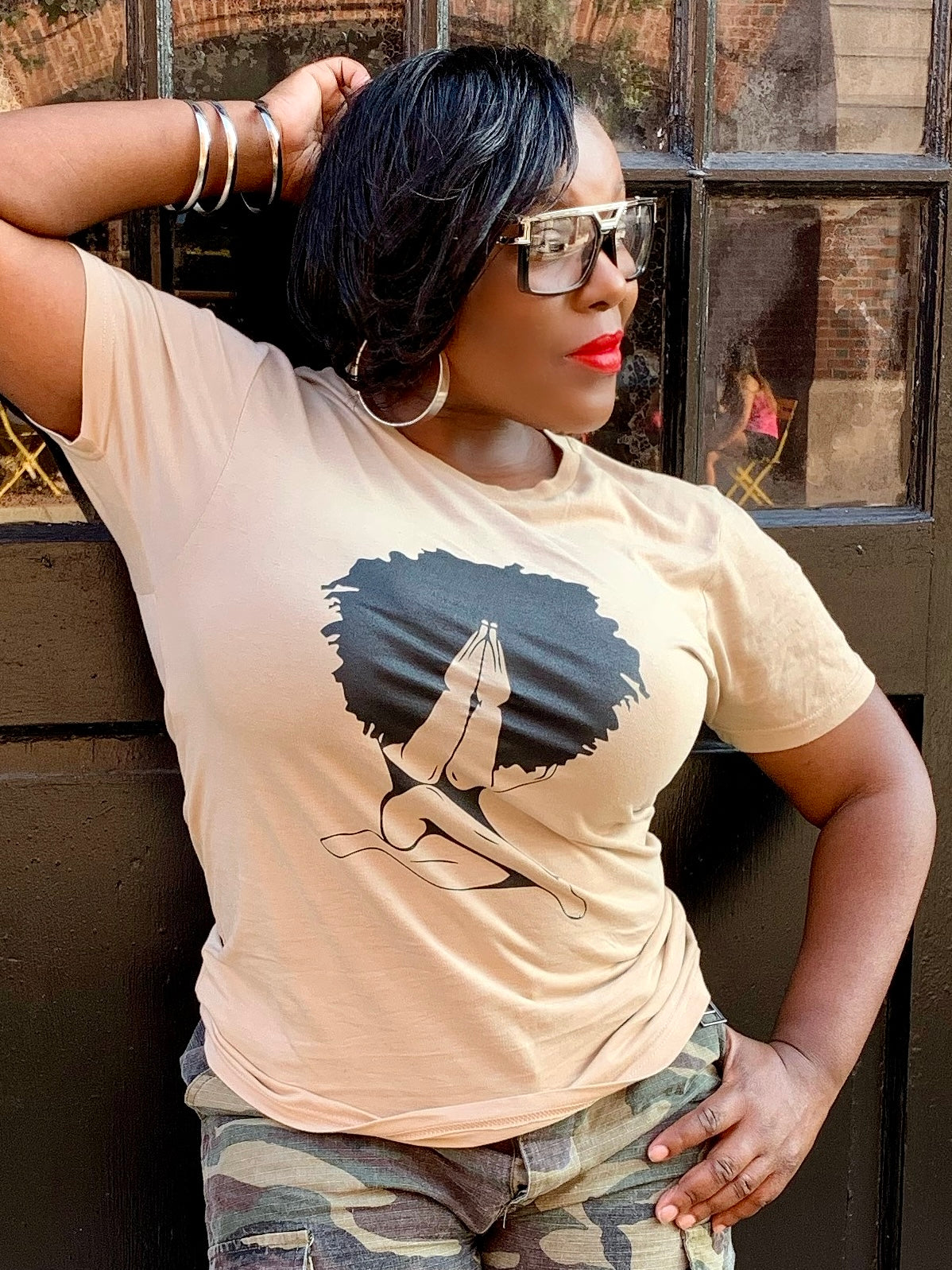 Praying Beauty Luxe Tee – Shop Raggin